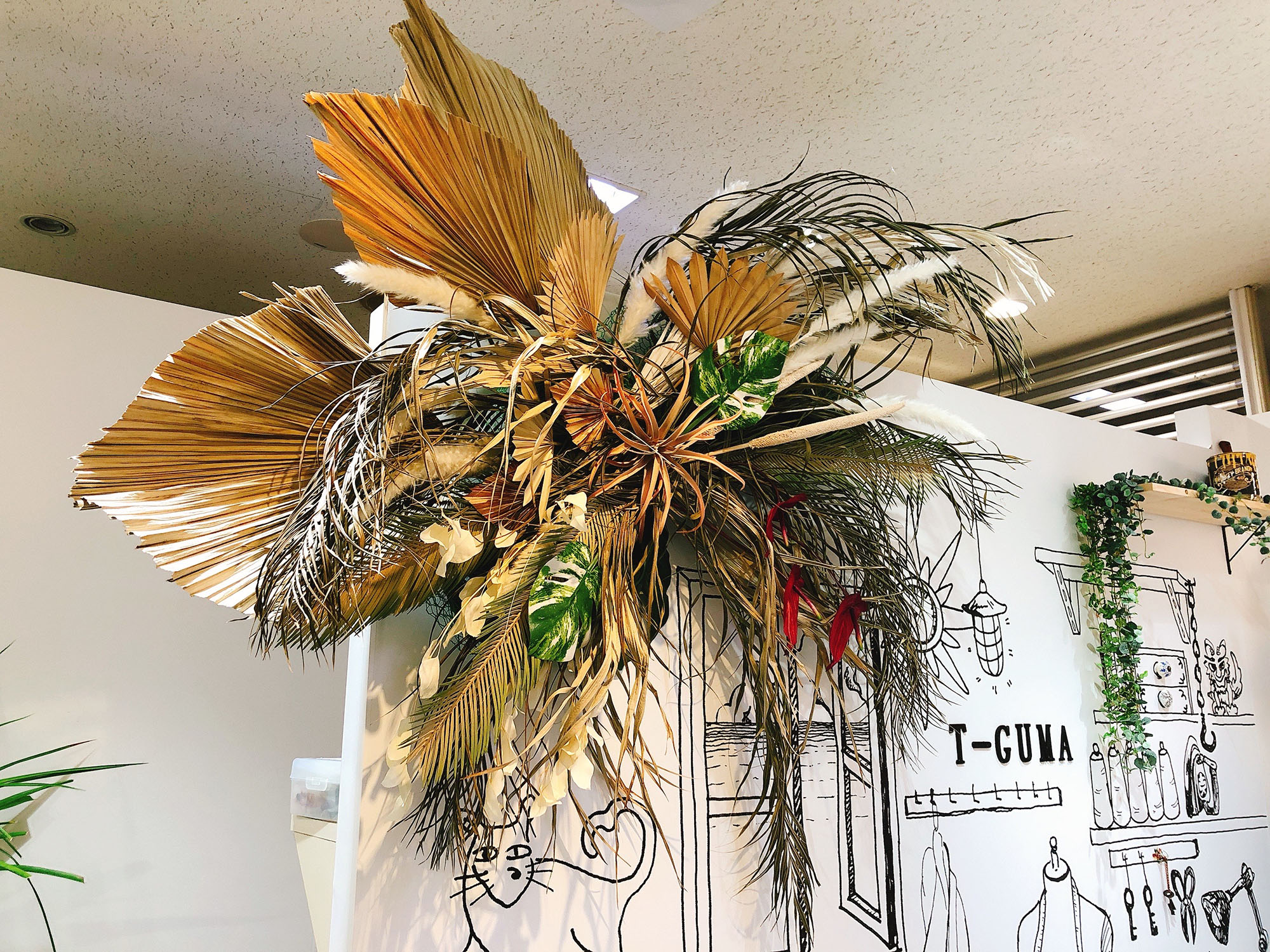 『t-guma（てぃーぐま）』沖縄生まれの島リゾートファッションでリラックス｜那覇市久茂地 デパートリウボウ / CELEBRATIONS ...